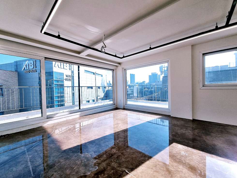 \ud83d\udd0d가로수길 노출천장,에폭시마감 , 개별테라스\ud83d\udd0d